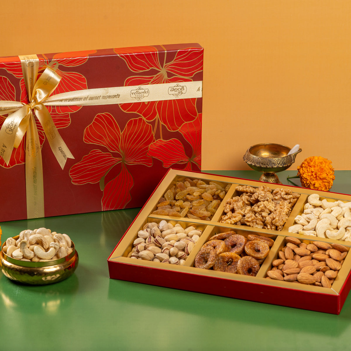 Dryfruit Gift Box - 550g – vellankifoods